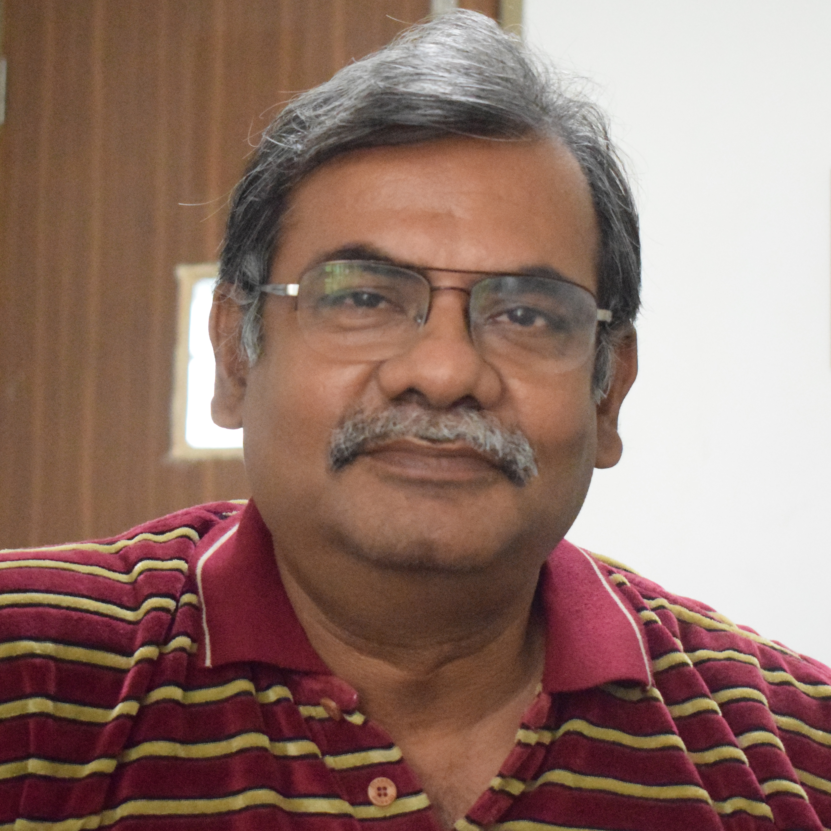 Department of Physics : Faculty